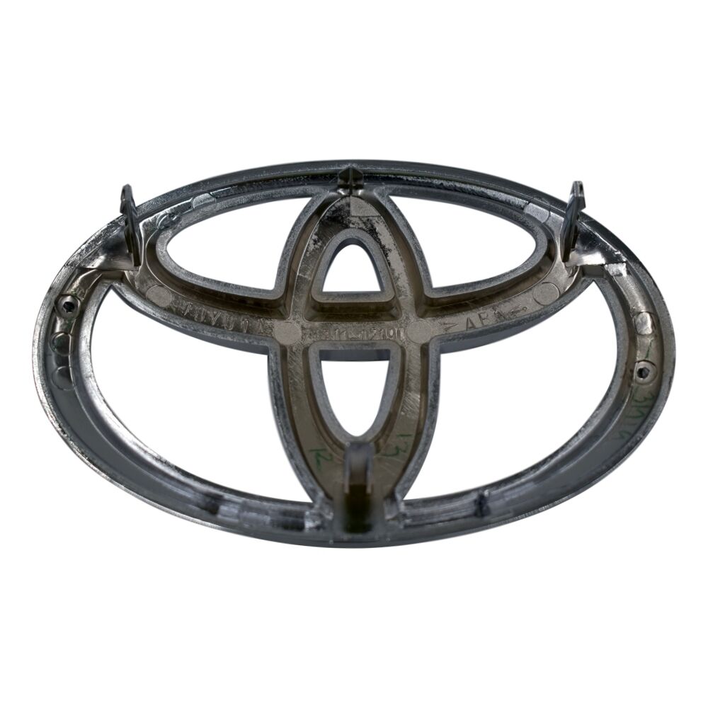Genuine Toyota Radiator Grille Emblem TO7531102190